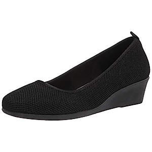 CL by Chinese Laundry Women's Ladylove Pump, Black, 11