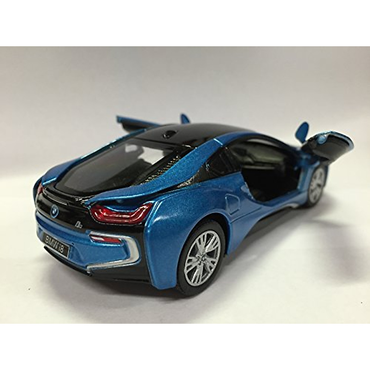 KiNSMART BMW i8 SetOf4 5" 1:36 Scale Die Cast Metal Model Toy Car w/ Pullback Action
