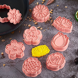 8 Pieces Flower Cookie Cutter Flower Shaped Cookie Mold Plastic Pink Cookie Cutters for Home Kitchen, 8 Styles