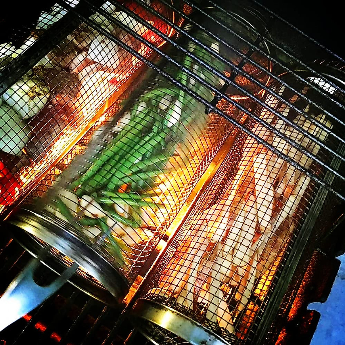 SLEUNFO Rolling Grilling Basket, Stainless Steel BBQ Grill Basket, Outdoor Camping Barbecue Portable Roll Grill Basket, Suitable For Fish, Shrimp, Meat, Vegetables, French Fries (11.8 Inch.)