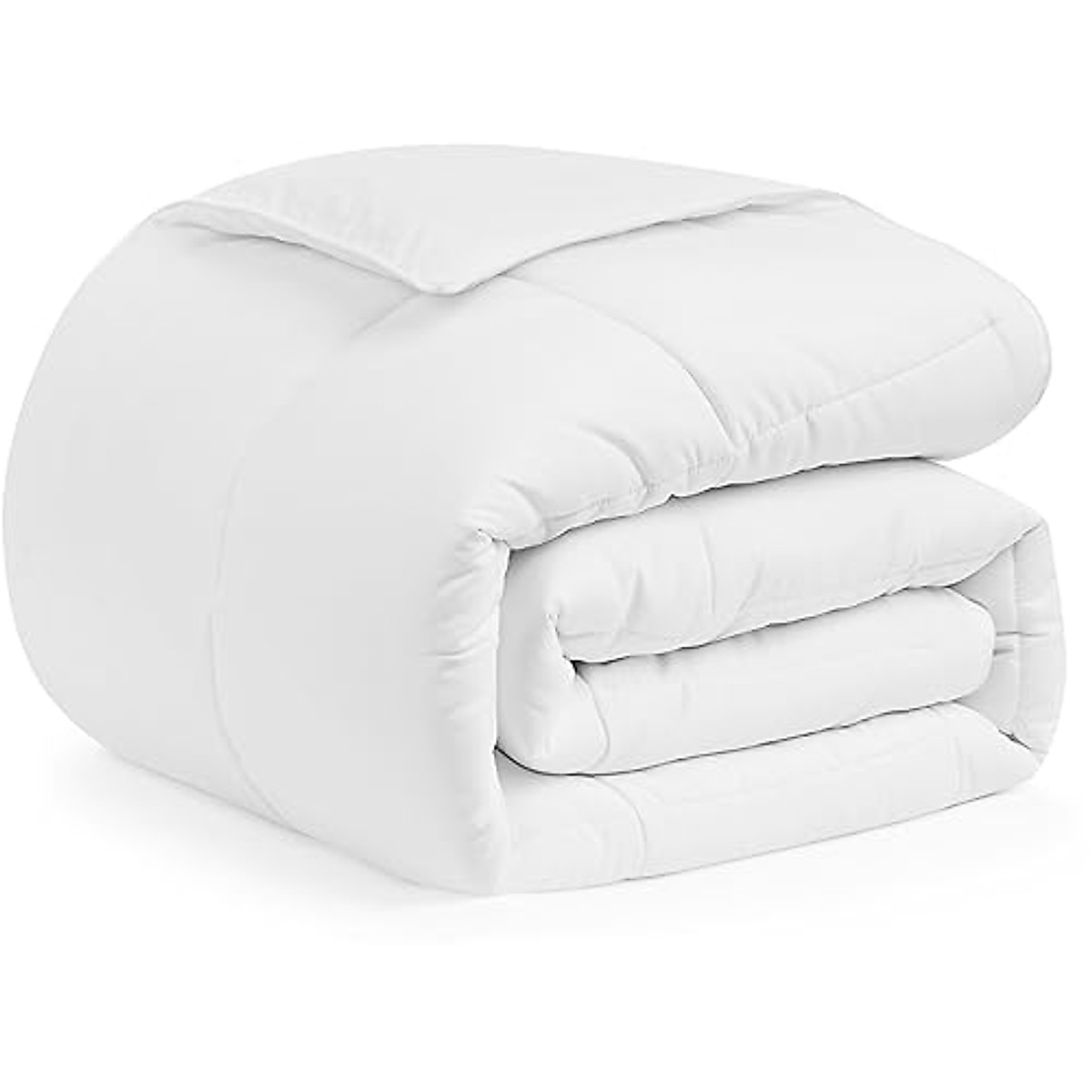 UGG 23742 Aimee Full-Queen Basic Comforter Hypoallergenic Lofty Fill Quilted Blanket Machine Washable 90 x 92-inch Box Stitched Down Alternative Comforters, Full/Queen, Bright White