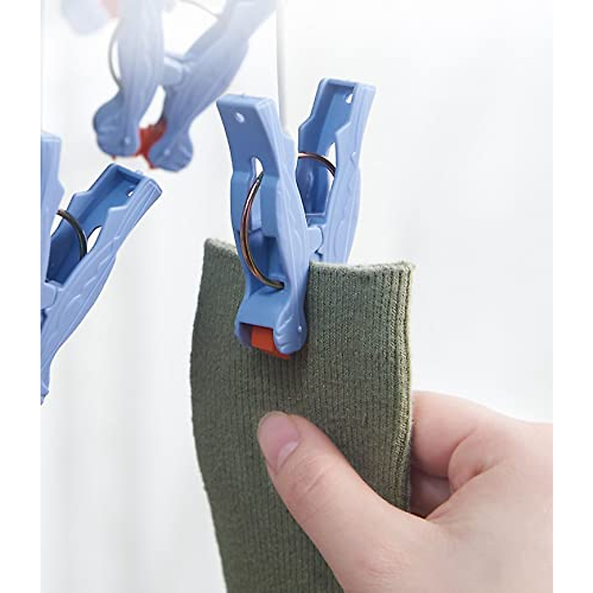 SHZMJL Foldable Clothes Drying Hanger with 29 Clips-Drip Hanger-Sock，Laundry Drying Rack Hanger for Socks Bras，The Clips Release Quickly,Large Clamp of Imitation Turbine (White)