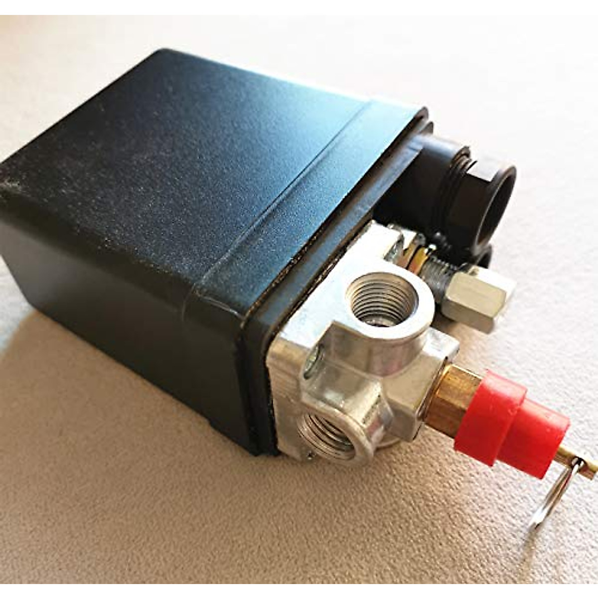 Central Pneumatic Air Compressor Pressure Switch Control Valve With 1/4"PT Thread Safety Pressure Relief Valve,Replacement Parts 90-120 PSI 4 Port 240V Air Compressor Pressure