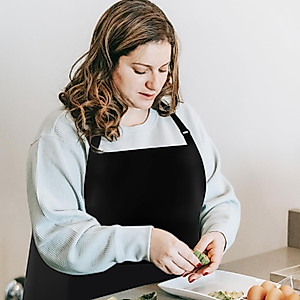 FunChaos 2 Pcs Plus Size Chef Apron, Black Apron, Unisex Apron with 2 Pockets for Cooking, Grilling, BBQ, Work, Professional Apron for Waiter Artist Hairdresser (Large Size)