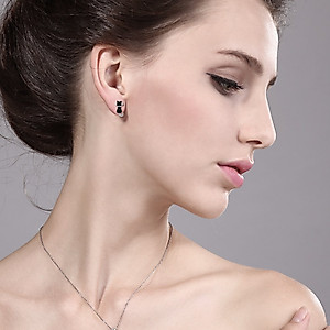 Gem Stone King 925 Sterling Silver Black and White Cubic Zirconia CZ Cat Stud Earrings For Women (0.54 Cttw, 1/2 Inch)