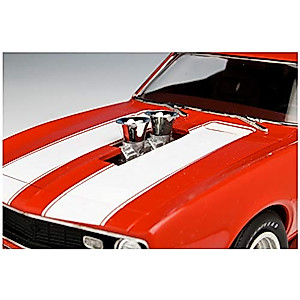 AMT 1968 Chevy Camaro Z/28 1:25 Scale Model Kit