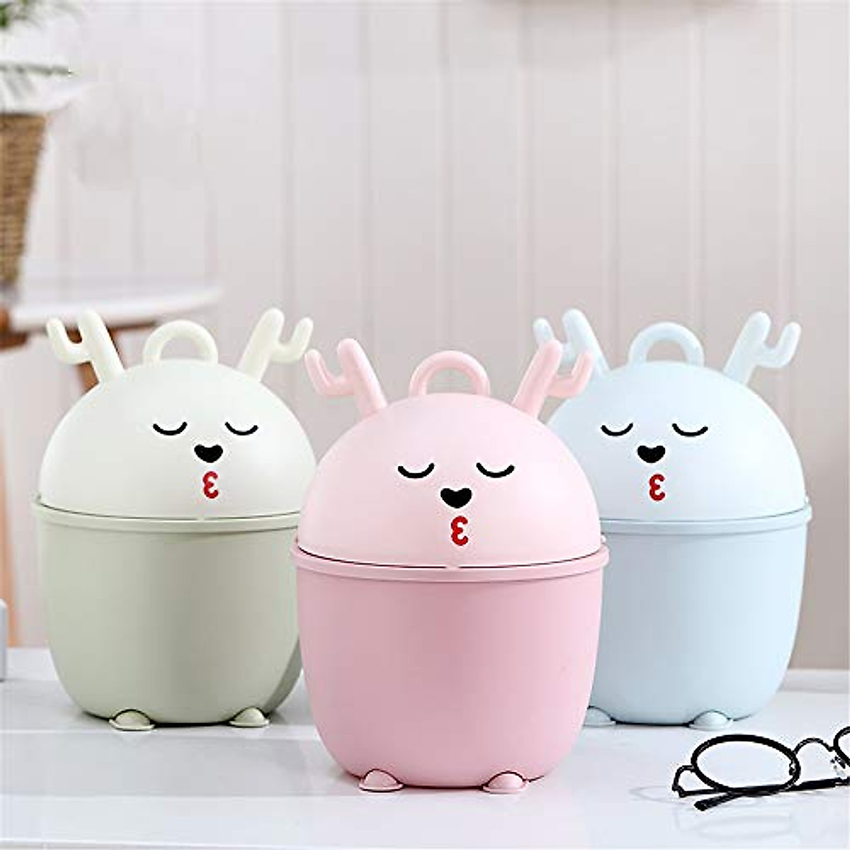 ESD HSDMYSH Cute Trash can Countertop Trash Can Desktop Trash Can TabletopTrash Can Mini Garbage cans for Bedroom Living Room Bathroom Small Wastebasket with Lid(Pink)