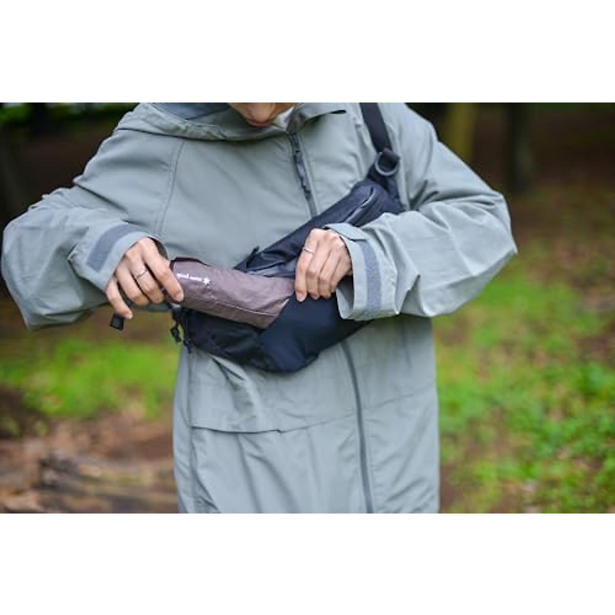 Snow Peak Ultralight Umbrella - Small, Heavy-Duty Umbrella for Travel - Strong, Wind-Resistant Umbrella for Camping, Hiking, or Traveling - Durable Design Withstands Heavy Rain - Gray