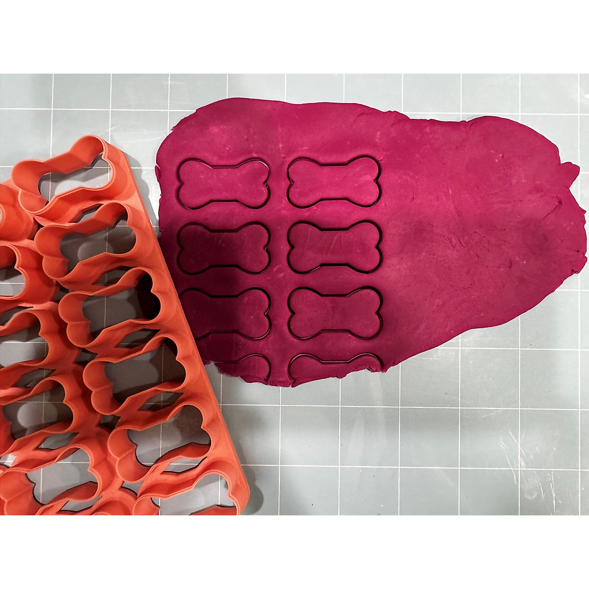 Dog Bone Multicutter (1.5" x 24 bones)