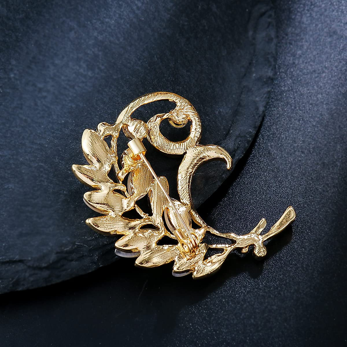 WMHaiMo Lot 6pcs Opal Cat's Eye Stone Crystal Rhinestone Leaf Flower Brooch Pin set for Women