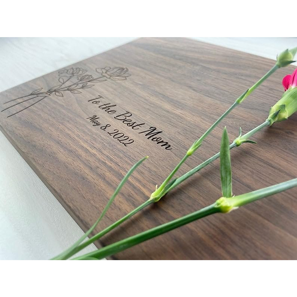 Personalized Cutting Board, Engraved Cutting Board, Mothers Day Gift, Happy Mothers Day, To the best mom, Carnation board, Gift for Mom, 150 (Cherry, 11" x 6")
