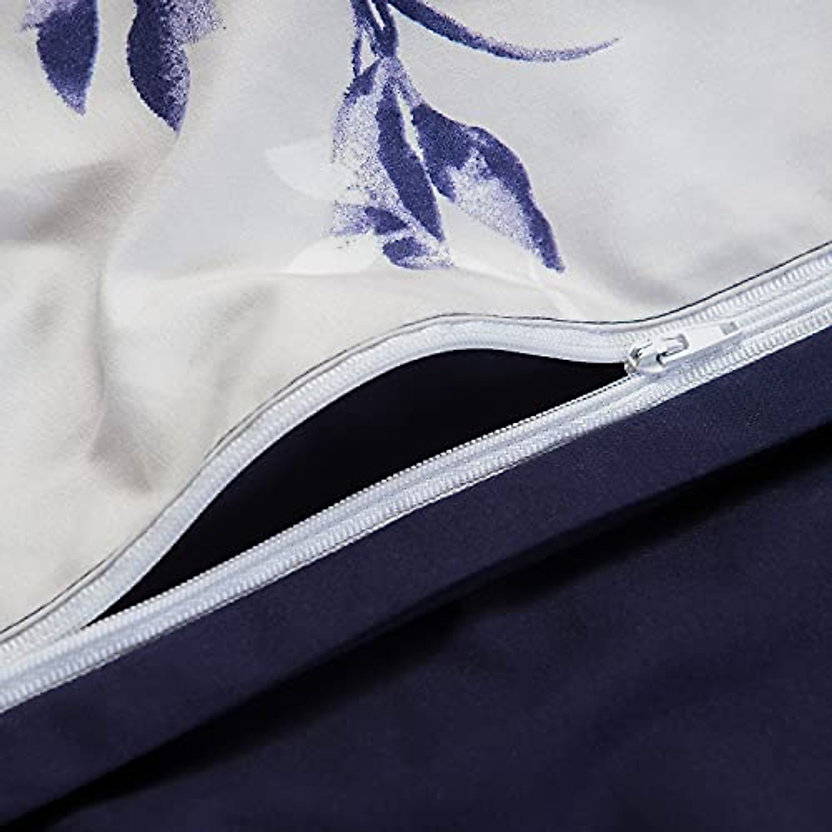 Chanasya Floral Duvet Cover Set - Duvet Cover (104” x 90”) & 2 Pillow Shams (20” x 36”) - 3-Piece Set, King Size, Purple Navy