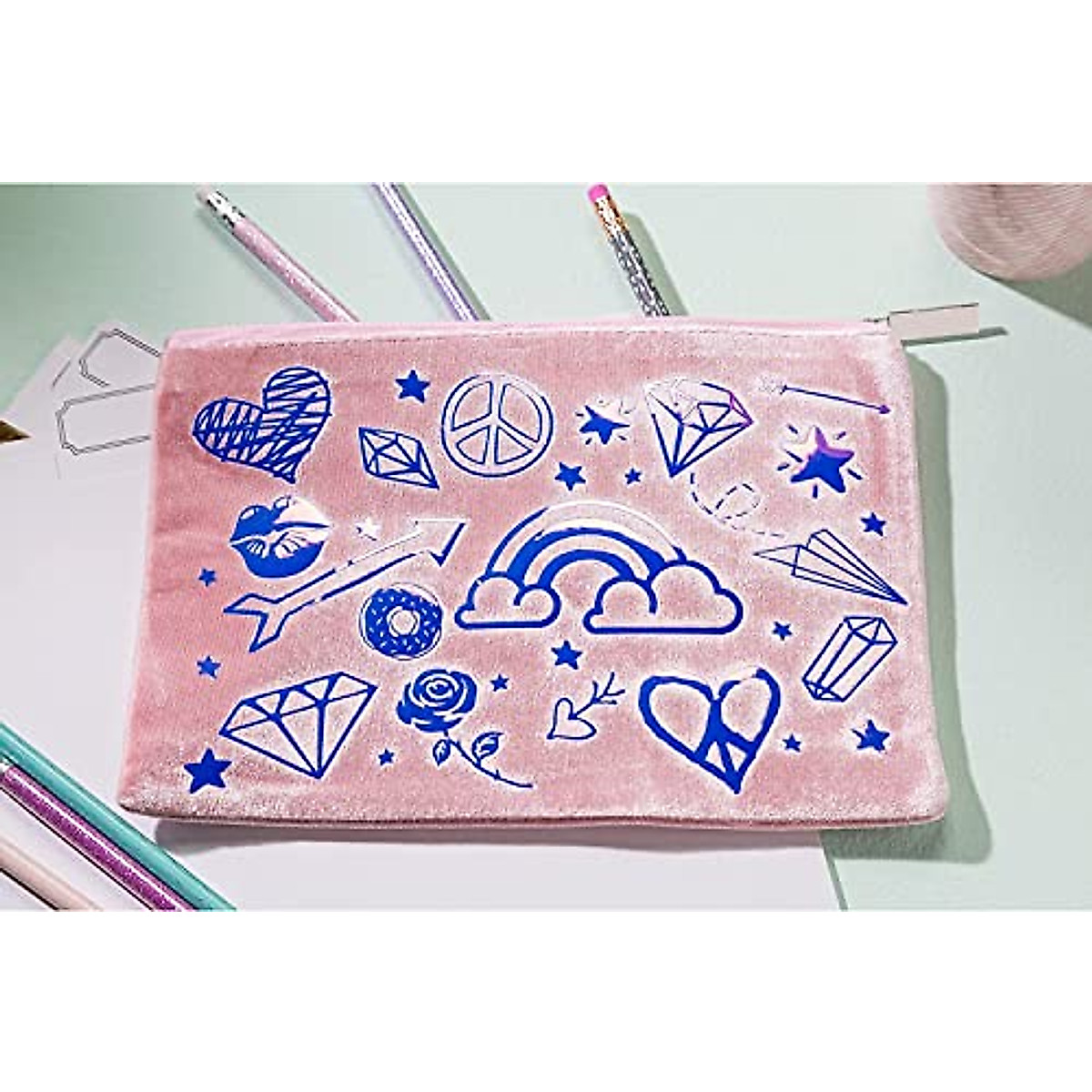 Cricut Smart Holographic Iron On Vinyl (13 in x 9 ft), Heat Transfer Iron On Vinyl for DIY Crafting, Stickers & Designs for Apparel, Easy Cut & Weed, Cricut Explore 3 & Maker 3, Blue