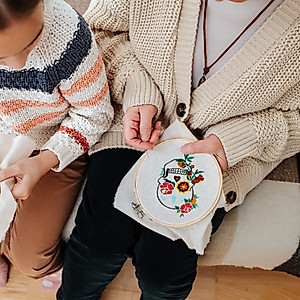 Nuberlic Embroidery Kit Cross Stitch Kits for Beginners Skull with Flowers Pattern DIY Needlepoint Kit for Adults