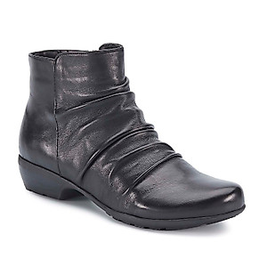 Ros Hommerson Women's ELSIE Comfortable Stacked-look Heel Bootie Black Leather 6.5 US X-Wide (WW 2E)