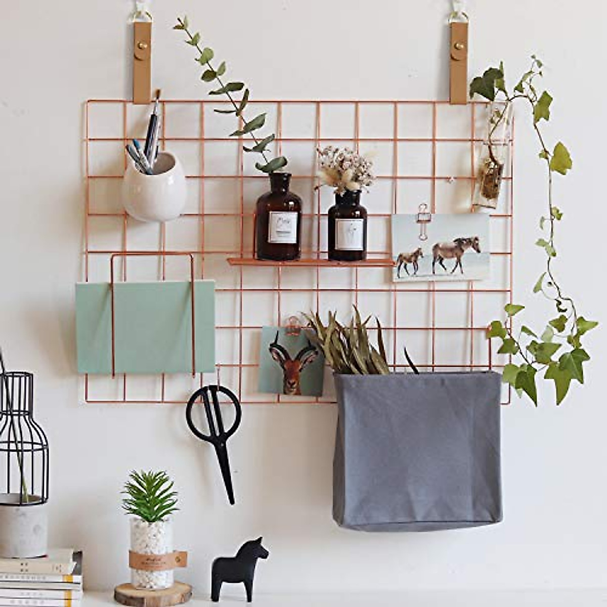 FRIADE Rose Gold Metal Wire Wall Grid Panel for Photo Display,Display Ledge,Wall Organizer for Living Room,Bedroom，10 Metal Clips&2 Leather Straps&3 Nails Offered,Set of 1 (Rose Gold:25.5”x17.7”)