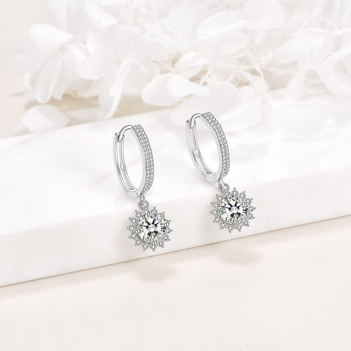 WTYIM 18K White Gold Moissanite Huggie Hoop Earrings for Women 925 Sterling Silver Moissanite Hoop Dangle Earrings Sunflower Simulated Diamond Moissanite Earrings