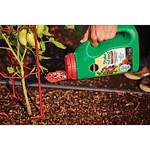 Miracle Gro 3002610 4.5 Lb Shake 'n Feed Tomato, Fruits & Vegetables 9-4-12