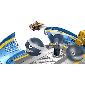 Hot Wheels Mario Kart Track Set Assortment 4 Different Tracks with Mario Kart 1:64 Scale Vehicles and Nemesis from Video Game Gift for Kids 3 Years and Older