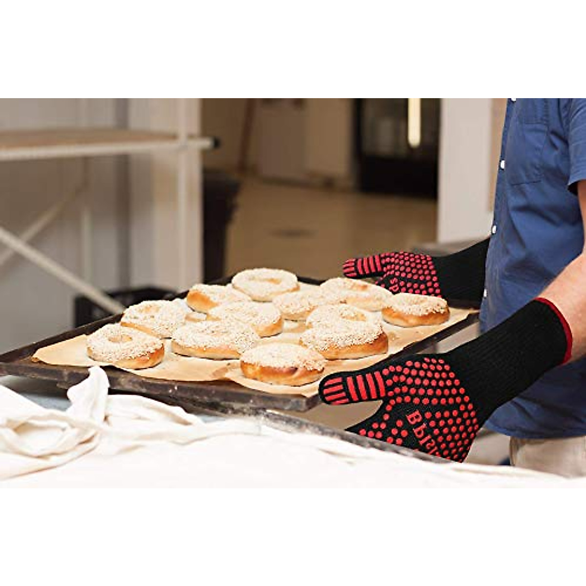 BBQ Heat Resistant Gloves 1472℉ for Men and Women - Extreme Heat Proof Grills Glove with Non-Slip Silicon for Grilling, Cooking, Baking for Oven, Grill, Smoker (Medium and Large, Black-Red)