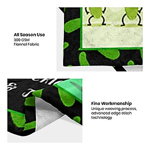 HUGLAZY Cute Pickle Throw Blanket, Plush Sherpa Fleece Novelty Food Blanket Throws for Couch Bed Sofa Travel, 54x70 Funny Blankets for Adults Size Birthday for Girls