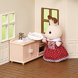 Calico Critters Red Roof Cozy Cottage - Dollhouse Playset with Figures, Furniture and Accessories for Ages 3+