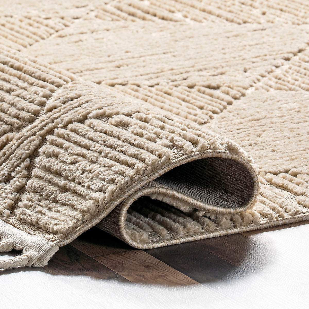 nuLOOM Kerry Geometric 7x9 Area Rug for Living Room Bedroom Dining Room Kitchen, Beige