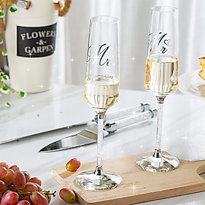VARLKA Wedding Cake Knife and Server Set, Champagne Flutes Engraved Mr and Mrs for Wedding, Bride and Groom Toasting Flutes, Engagement Gift Wedding Reception Supplies (Clear Diamonds)