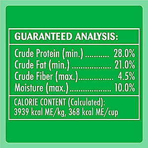 TEMPTATIONS Classic Crunchy and Soft Cat Treats Seafood Medley Flavor, 30 oz. Tub