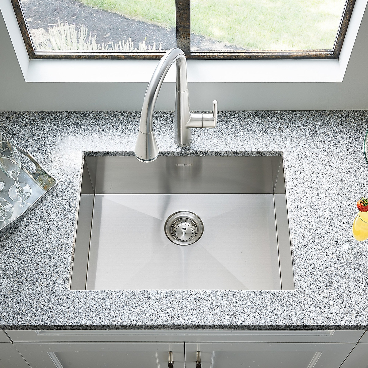 American Standard 18SB.9252211.075 Edgewater Zero Radius Dual Mount 25x22 Single Bowl w/Grid and Drain, Stainless Steel