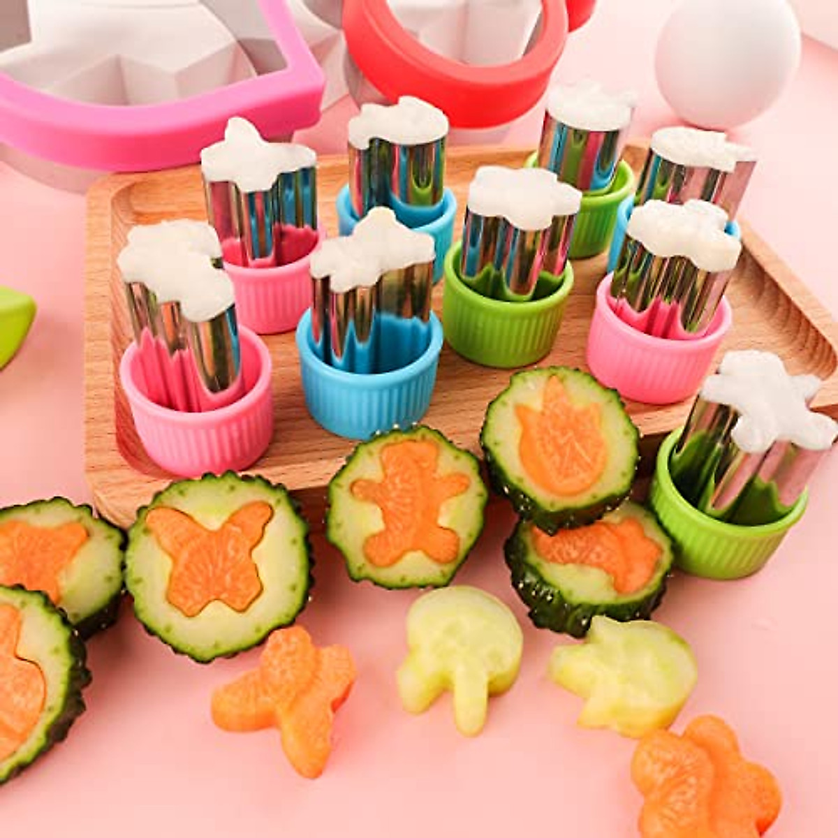 Sandwich Cutters Vegetabel Shape Cutters for Kids 13 PACK Round Heart Flower Star Sandwich Cutter Shapes Fun Food Shape Cutters