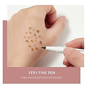 MAEPEOR Freckle Pen Natural Faux Freckles Makeup Pen Waterproof Longlasting Soft Dot Sopt Pen Create Natural Sunkissed Skin for Beginners or Professional (Light Brown)