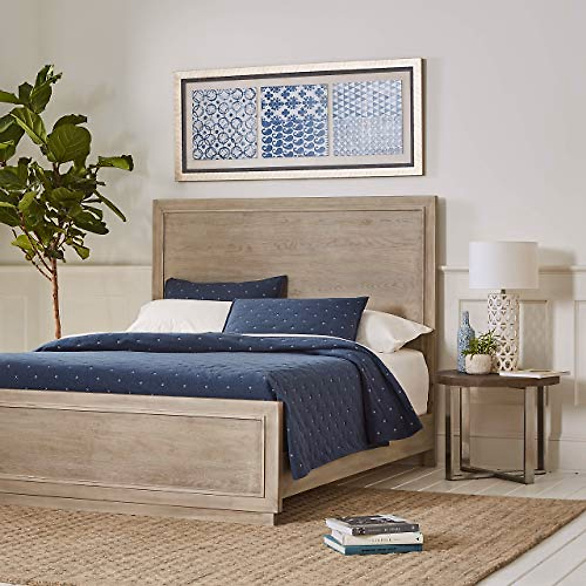 Amazon Brand – Stone & Beam Ceramic Geometric Cut-Out Table Desk Lamp With LED Light Bulb, 22"H, White