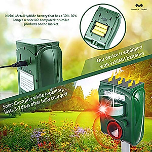 Maxfetched Solar Animal Repeller Ultrasonic Outdoor, Deer Repellent Raccoon Repellent Ultrasonic with Motion Sensor, Deter Unwanted Animals Such as Deer Raccoon Squirrel Dog Cat Bird Marten Fox