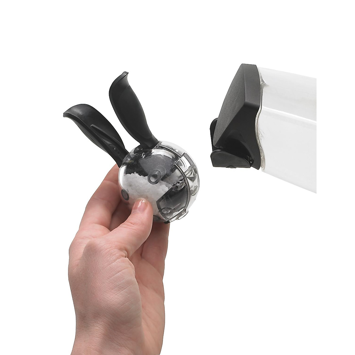 Chef'n Mini Magnetic PepperBall and SaltBall Set (Black),101-033-001