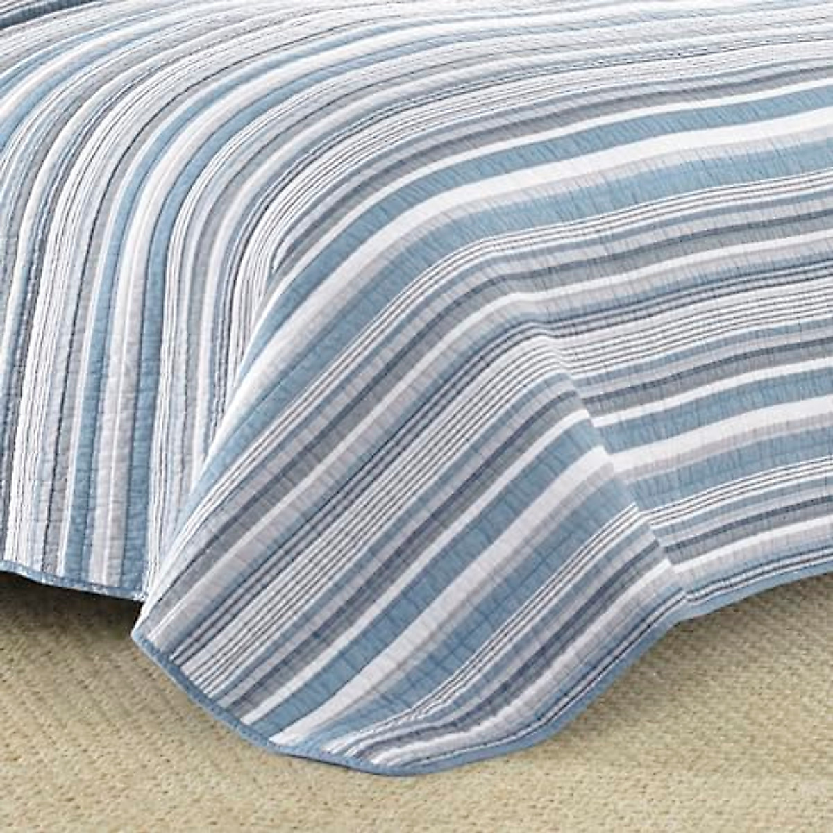 Nautica Quilt Set All Season Cotton Bedding with Matching Sham, Lightweight & Reversible, Queen, Jettison Grey/Blue/White