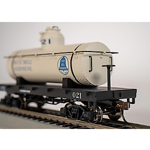 Bachmann Trains - Old-Time Tank Car - Blue Bell Kerosene #021 - HO Scale