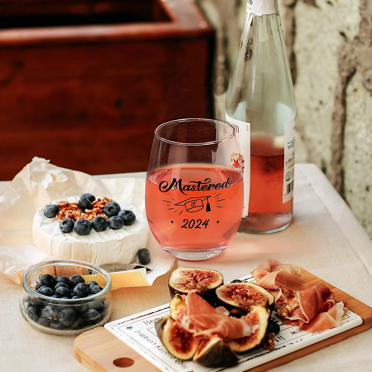 Futtumy Graduation Gift, Mastered it 2023 Stemless Wine Glass 17oz, Graduation Wine Gift for Him Her College and High School Graduates, College Graduation Gift 2023 Graduation Gift MBA Graduation Gift