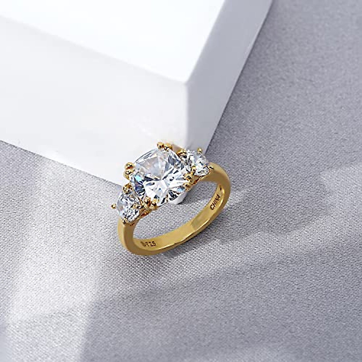 Amazon Essentials Womens Yellow Gold Plated Sterling Silver Cushion Cut Celebrity Meghan Ring with Infinite Elements Cubic Zirconia accent, Clear, Size 7, (previously Amazon Collection)