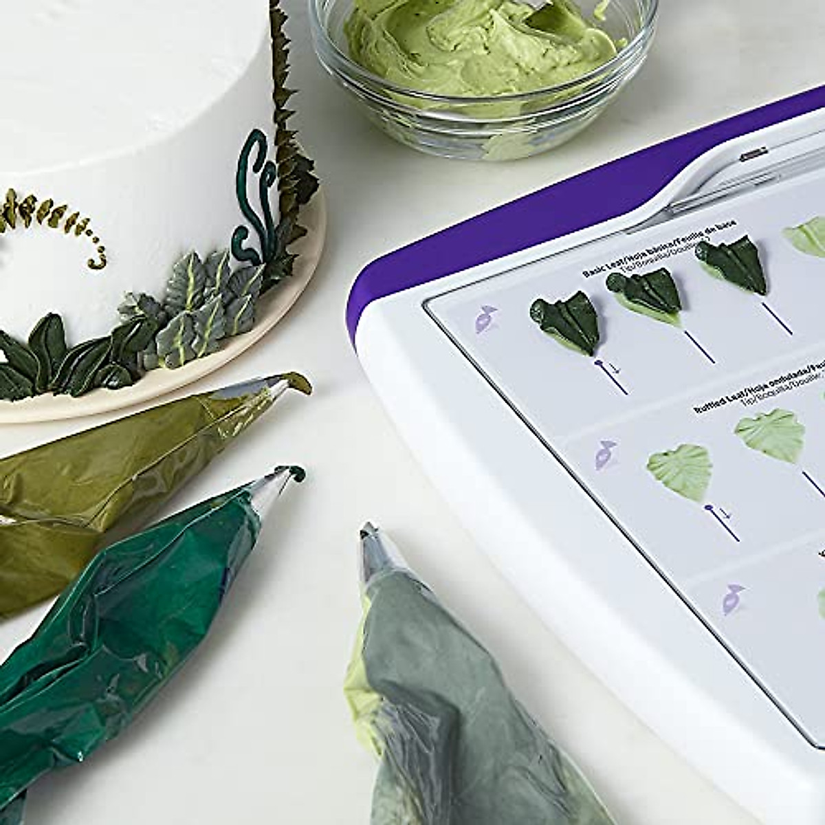 Wilton Deluxe Practice Board Set for Cake Decorating Training