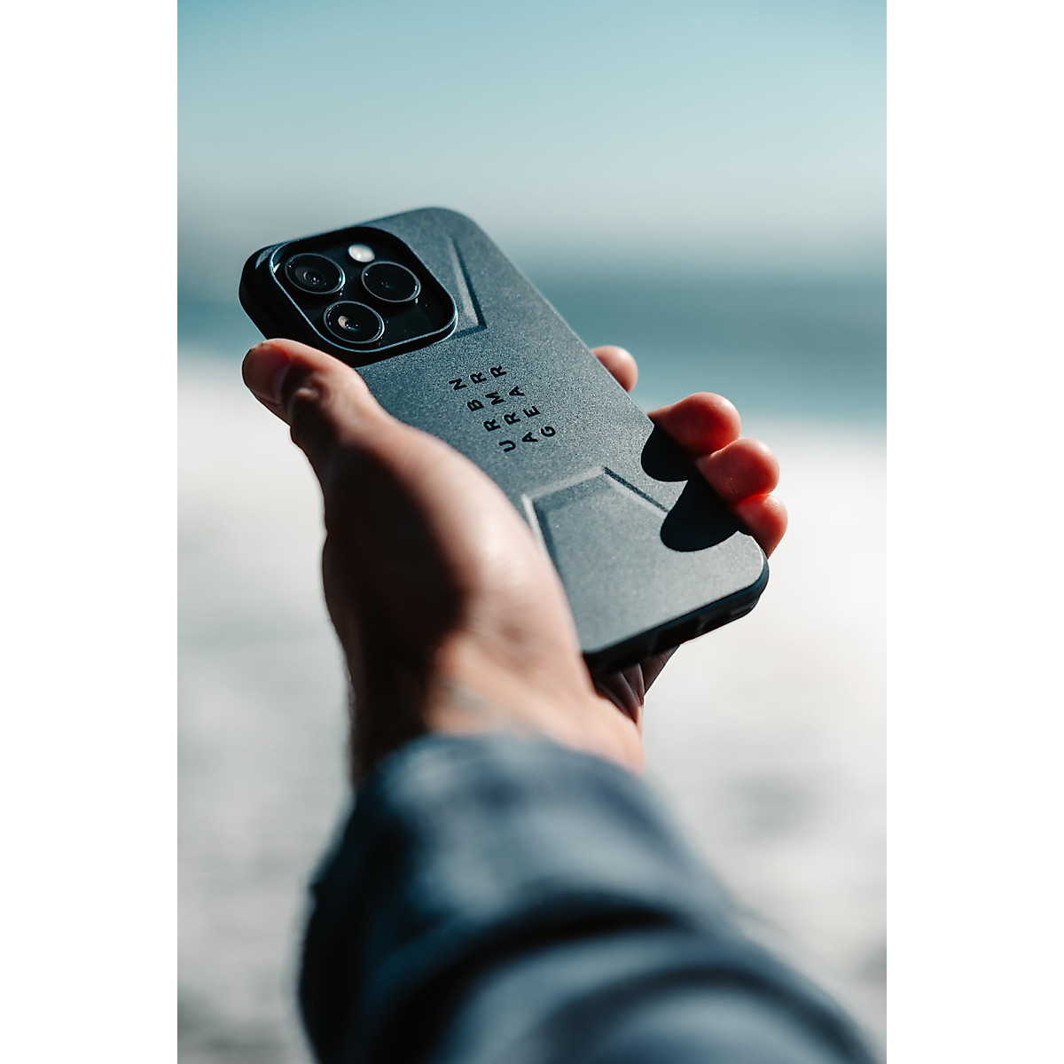 URBAN ARMOR GEAR UAG Case Compatible with iPhone 15 Plus Case 6.7" Civilian Black Built-in Magnet Compatible with MagSafe Charging Rugged Military Grade Dropproof Protective Cover