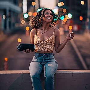 LG XBOOM Go Portable Bluetooth Speaker PL5 - LED Lighting and up to 18-Hour Battery