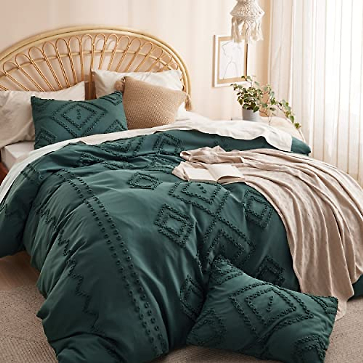 Bedsure Duvet Cover King - King Duvet Cover, Boho Bedding King for All Seasons, Chic Geometric Tufted Kids Duvet Cover (Forest Green, King, 104"x90")