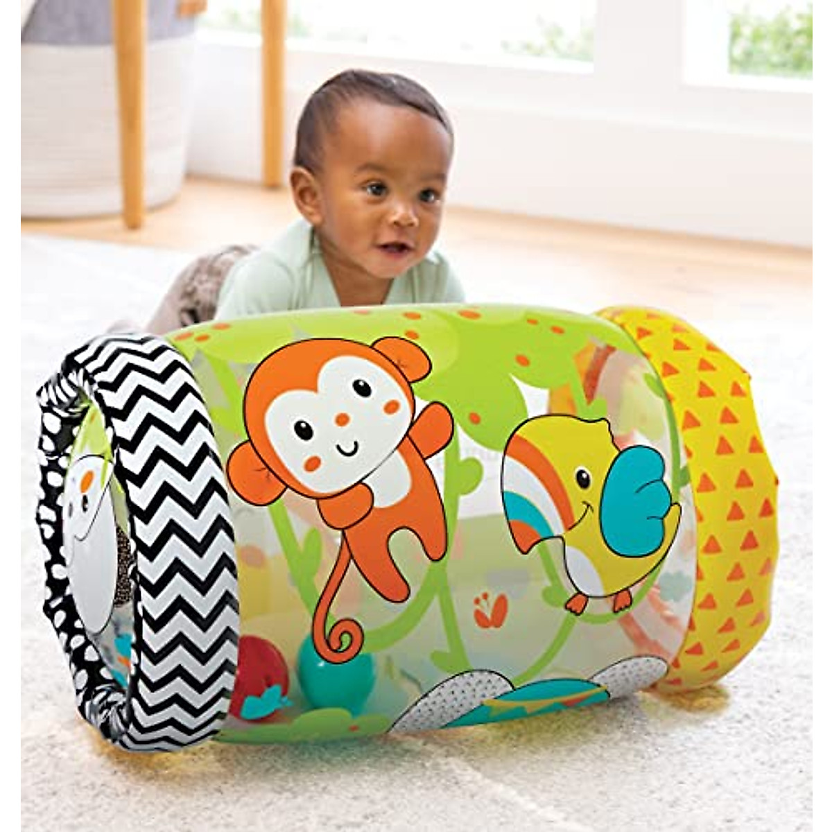 Infantino Jungle Peek & Roll - Encourages Crawling, Inflatable Activity Toy with Bouncing Balls Inside, Fun & Friendly Animal Characters, Helps Gross Motor Skill Development, for Babies 6M+
