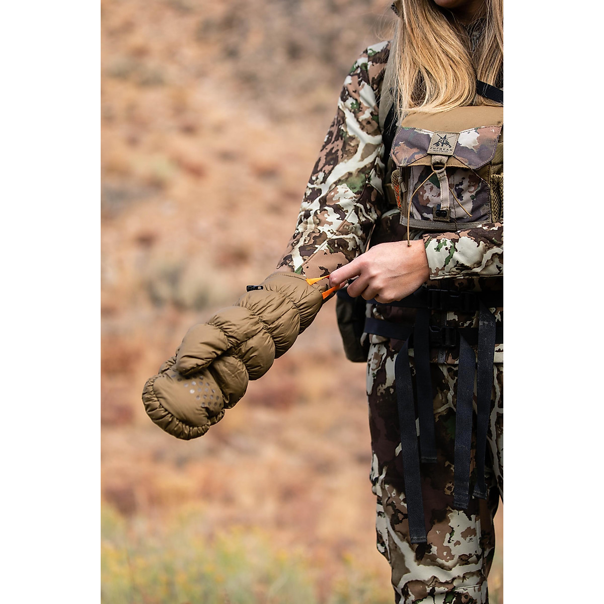 First Lite Brooks Down Glassing Mitt - Lightweight Down Insulated Hunting Gloves - Dry Earth - Large
