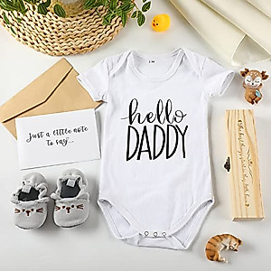 Surprise Pregnancy Announcements for Dad Pregnancy Test Keepsake Box Wooden Baby Announcement Box Hello Daddy Baby Bodysuit Baby Shoes Pregnancy Reveal Card Envelope Baby Gift Sets for Husband Partner