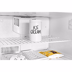 Pinnacle Mercantile Plastic Containers with Screw on Lids 32 oz Quart Hot or Cold Freezable Food Ice Cream Jars White BPA Free Set of 4