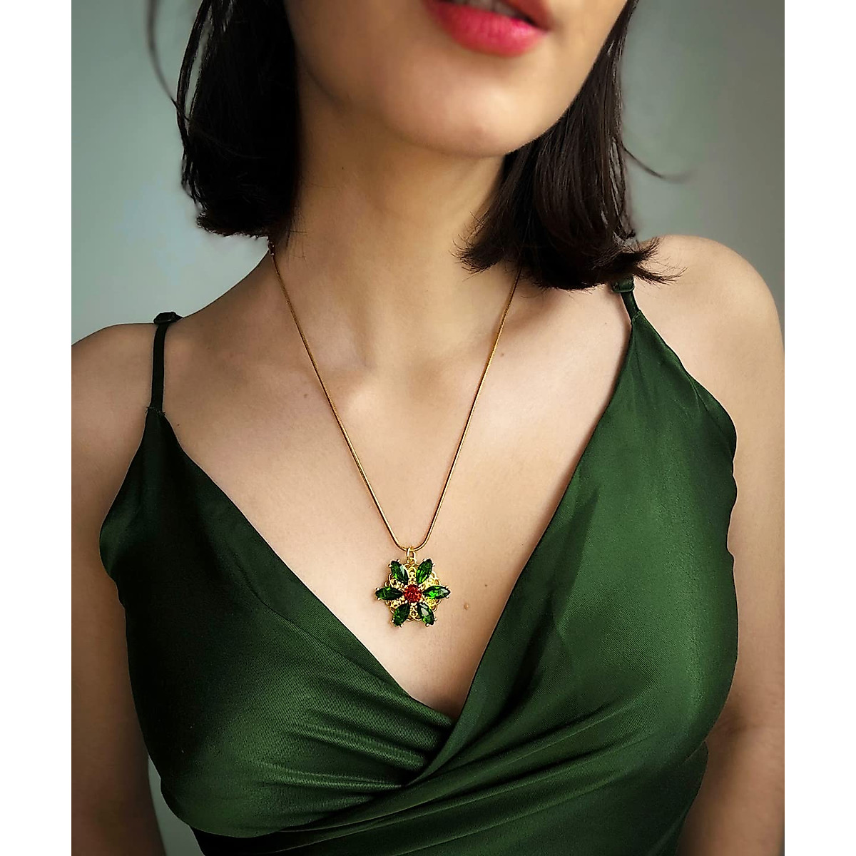 Confede Anastasia Necklace-Lost Princess Inspired Together In Paris Emerald Stone Flower Necklace for Women, Green