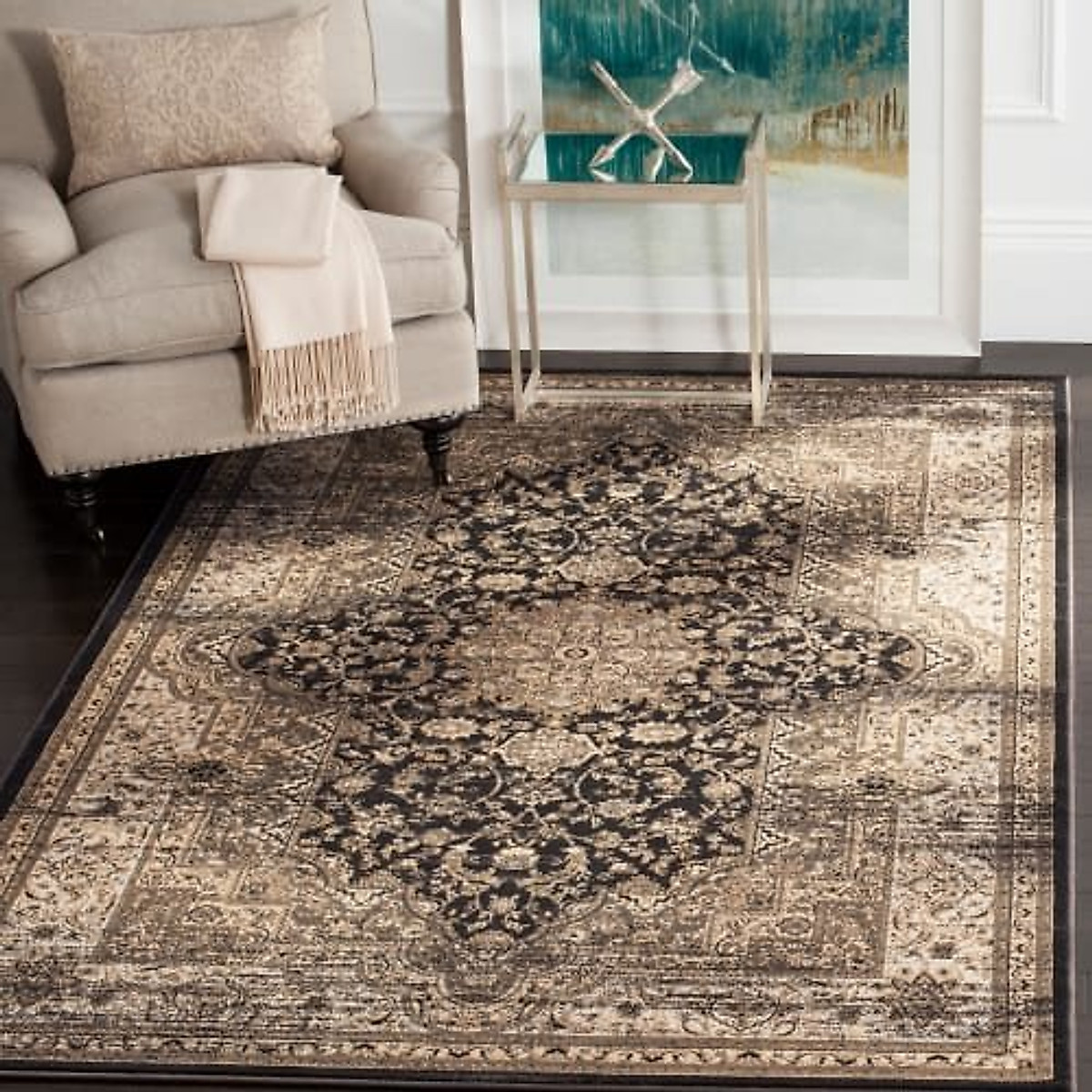 SAFAVIEH Vintage Collection 5'1" x 7'7" Black/Ivory VTG574F Oriental Traditional Distressed Area Rug