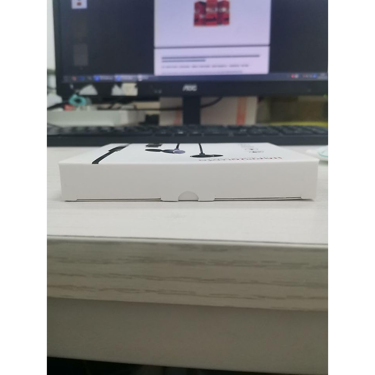 HAPPYAUDIO USB C Headphones Compatible with Most Devices On The Market with Type C - Hi-Fi Stereo Wired Earphones